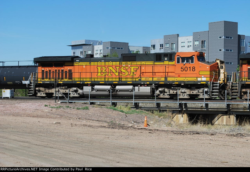 BNSF 5018